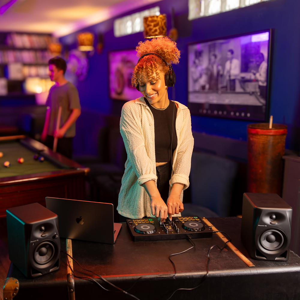 AlphaTheta DDJ-FLX2 DJ Controller Bundle Deal - The Disc DJ Store